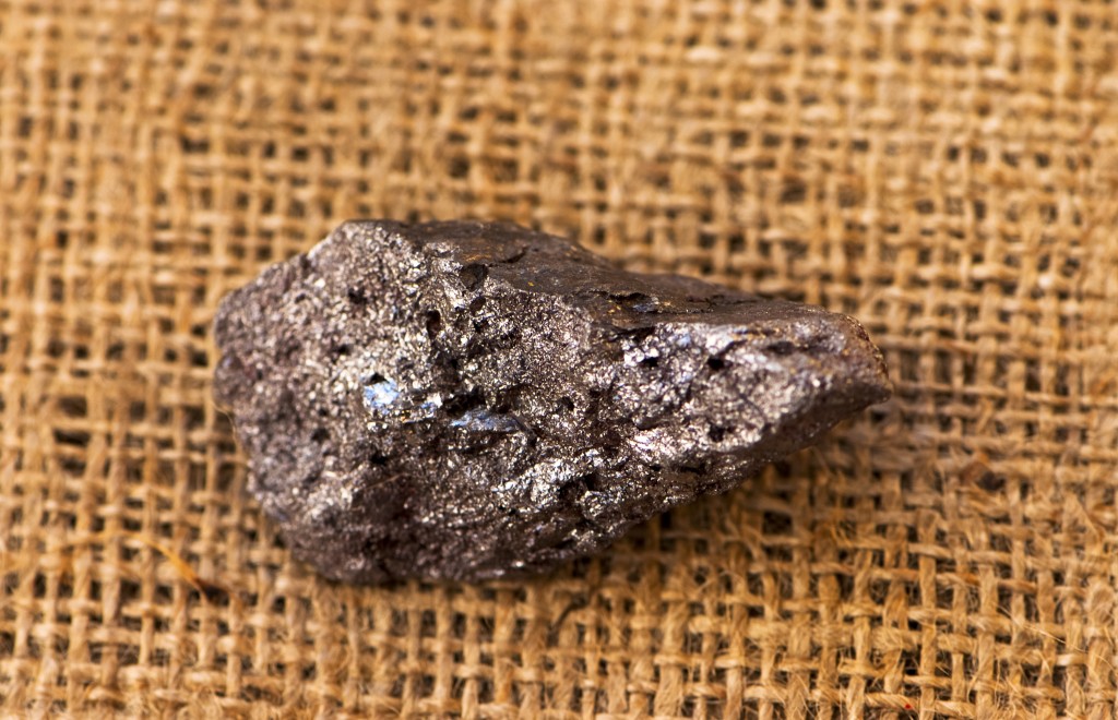 Tungsten: What Are the Compounds Involving This Rare Element? - Feel ...